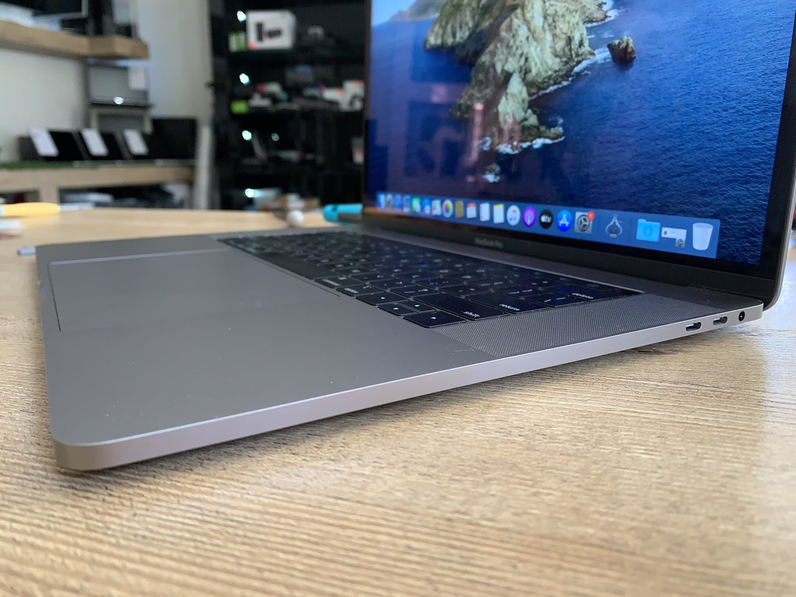 Macbook Pro 15" 2018 A1990