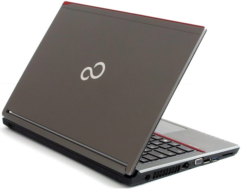 Fujitsu LifeBook E744